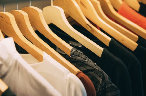 ℹ ¿Por qué comprar en Internet la ropa y accesorios para tu outfit?